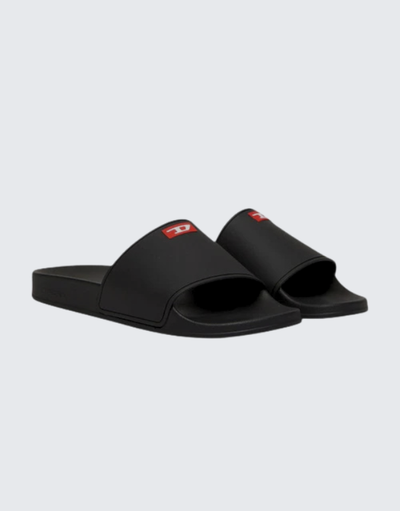 Sandals & Slides